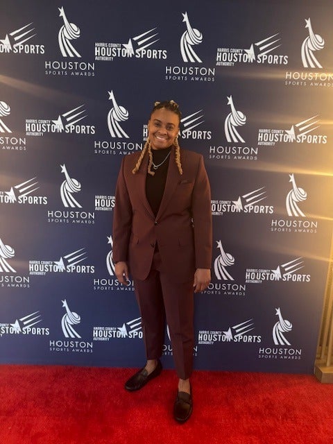 Tee Barefield Gold Table - 2024 Sneaker Gala | Crossover Athletics